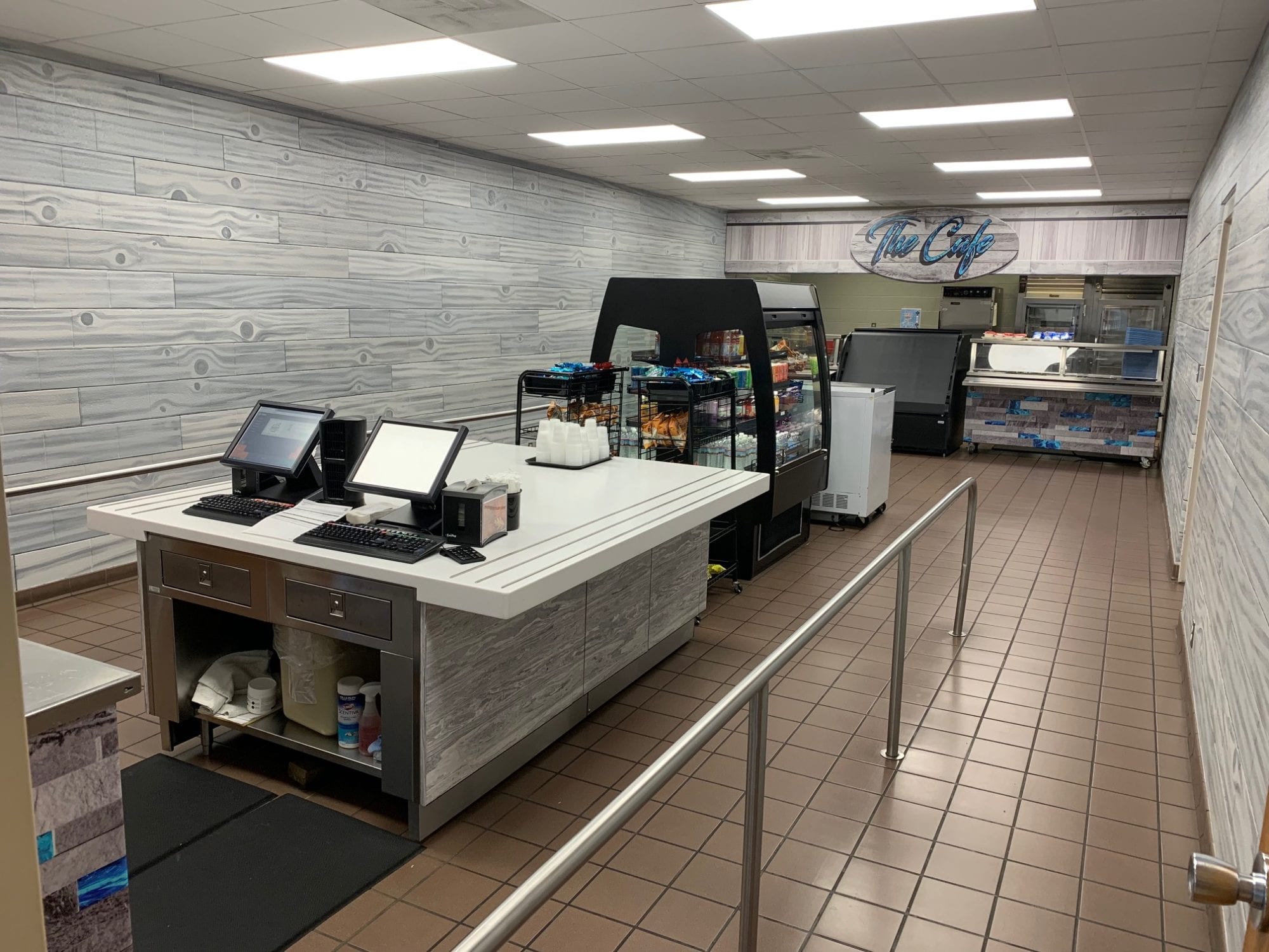 Essence Utility or Beverage Counter - Multiteria